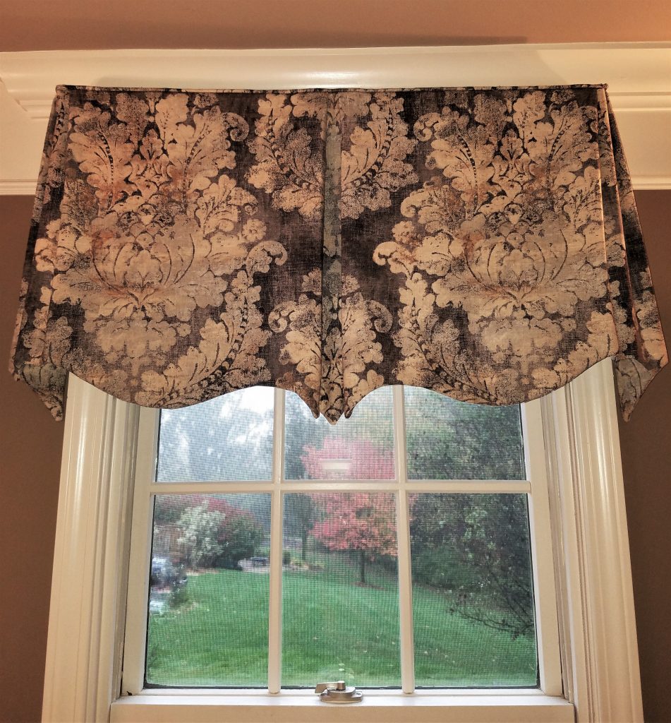 How to Make a Board Mounted Window Valance - Renee Romeo